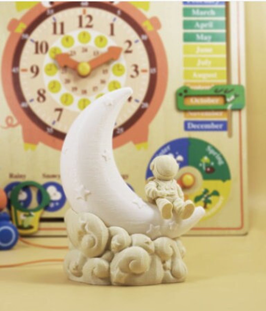 Cosmic Illumination: 3D Printed Crescent Moon Lamp With Customizable ...