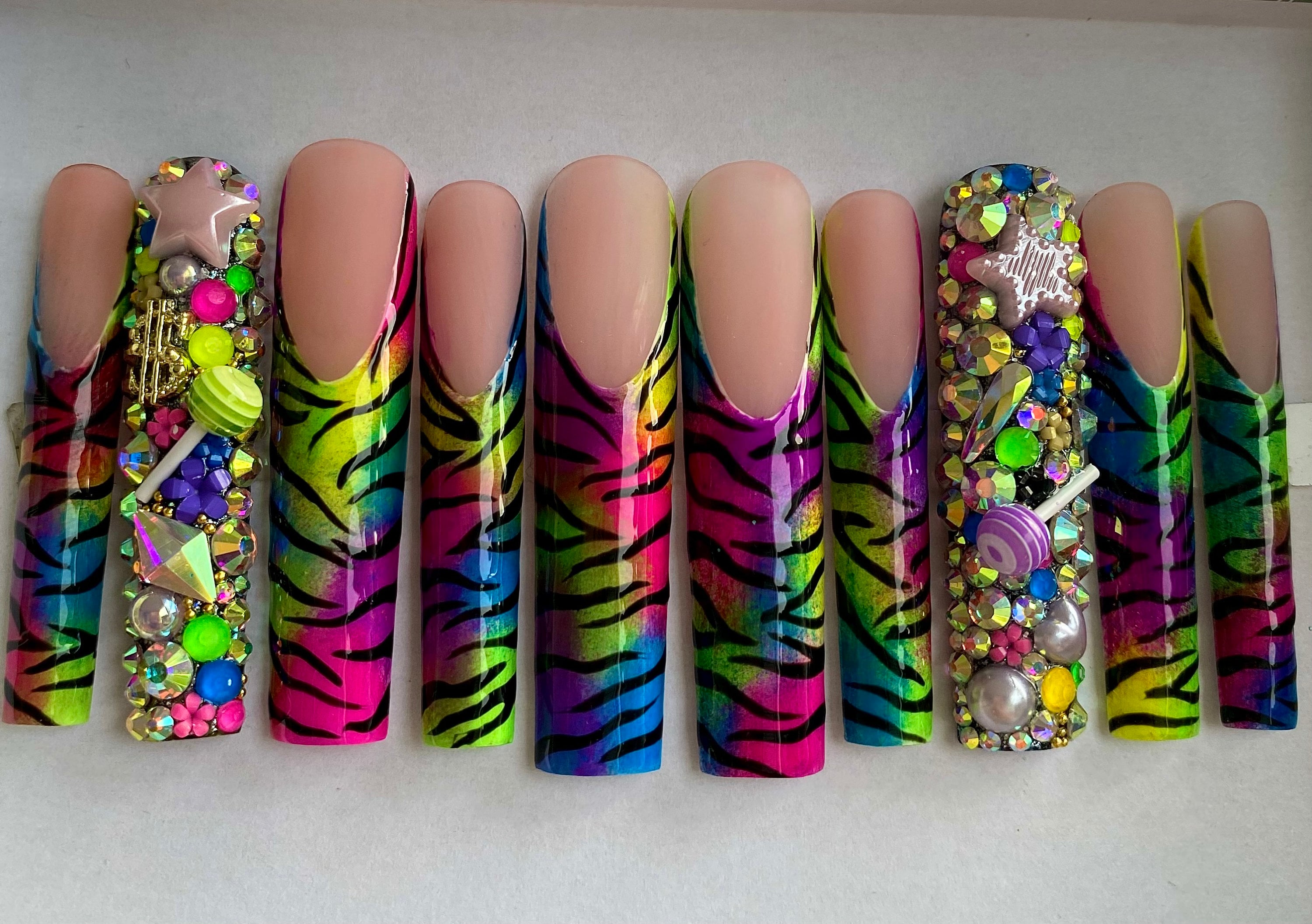 NEW | Rogue | Luxury Press on Nails | 90’s Nails | Colorful Nails - Etsy