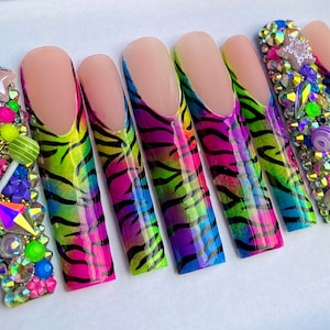 NEW | Rogue | Luxury Press on Nails | 90’s Nails | Colorful Nails - Etsy