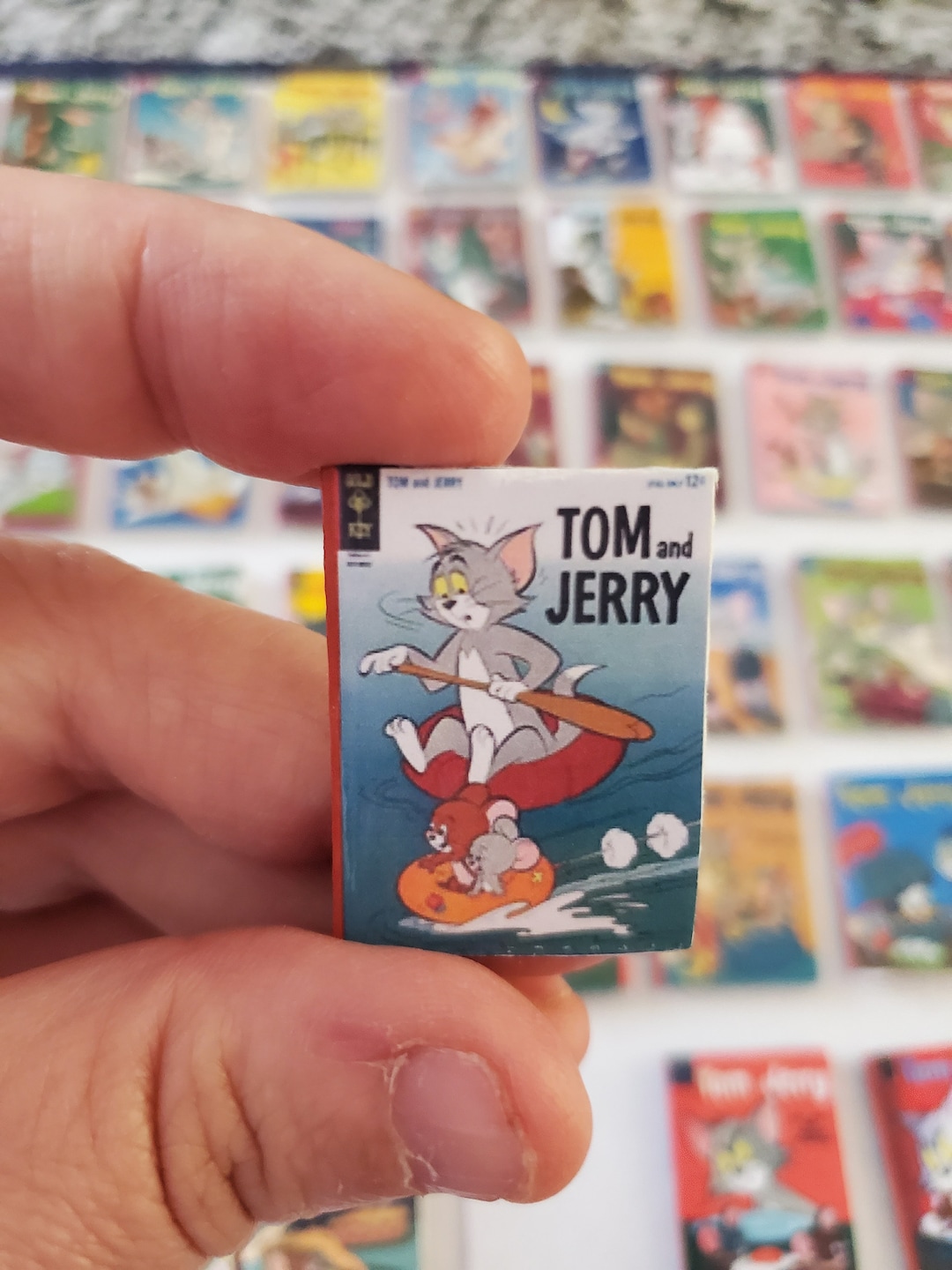 Tom & Jerry Collection of 84 Dollhouse Miniature Comics - Etsy