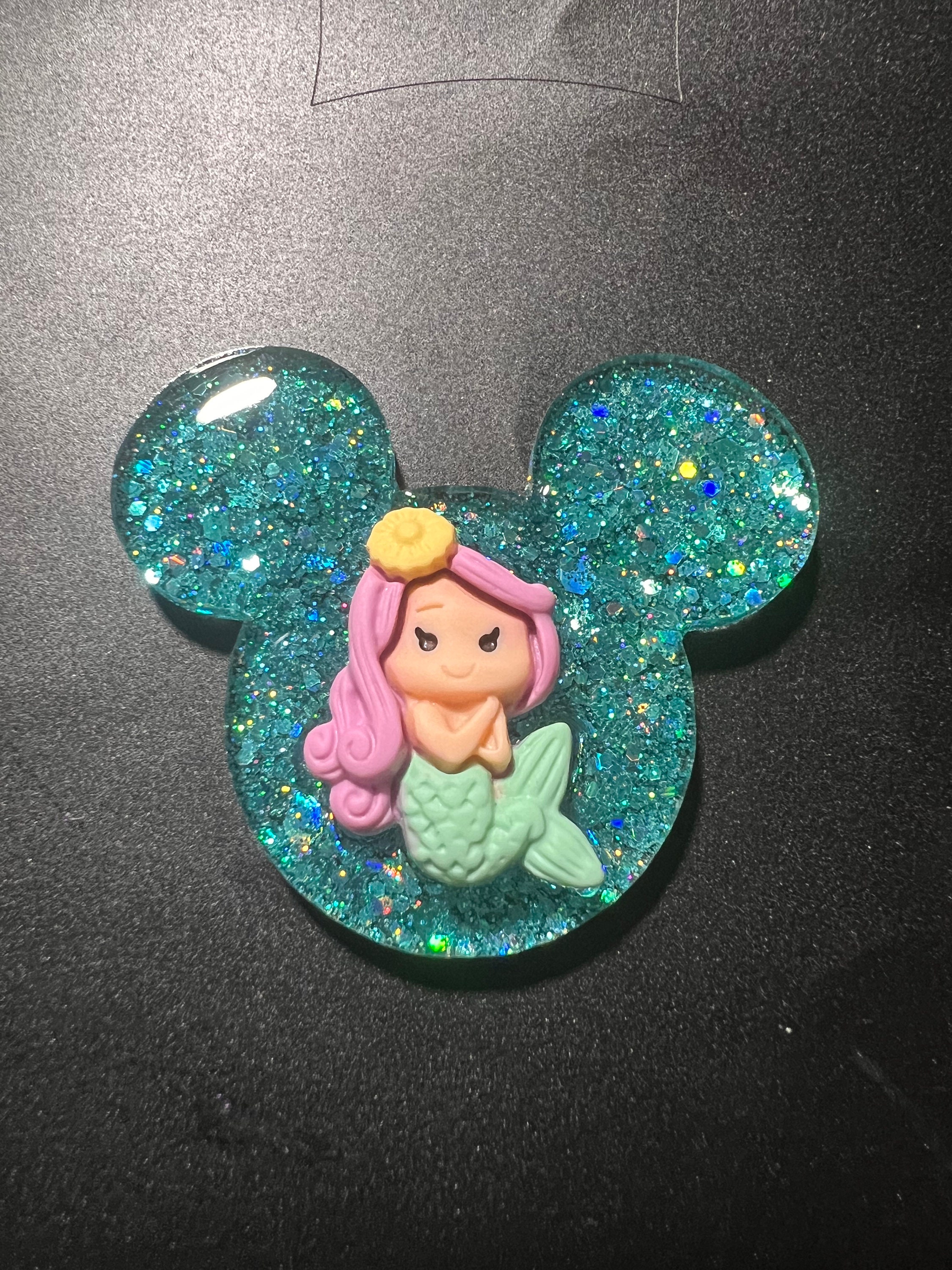 Disney Princess Inspired Badge Reel/ Pins - Etsy