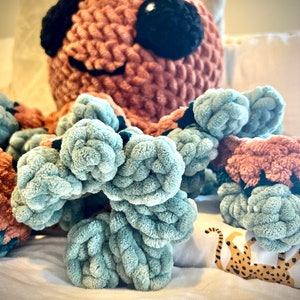 Pattern for Plushy Emotional Support Octopus - Etsy