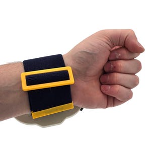 Grounded SCA.B: Detailed 3D Printed Wearable Replica Prop for Cosplay ...