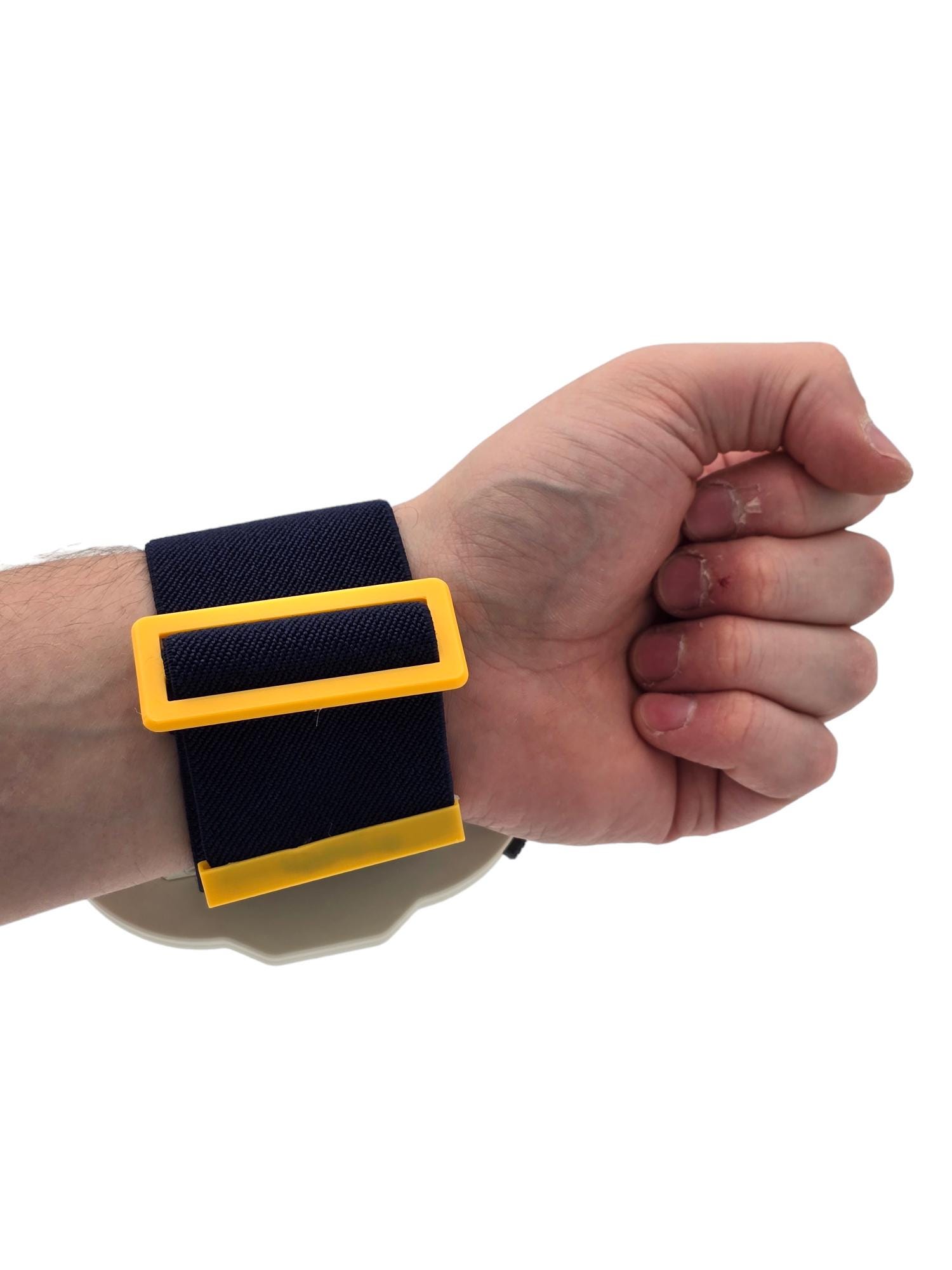 Grounded SCA.B: Detailed 3D Printed Wearable Replica Prop for Cosplay ...