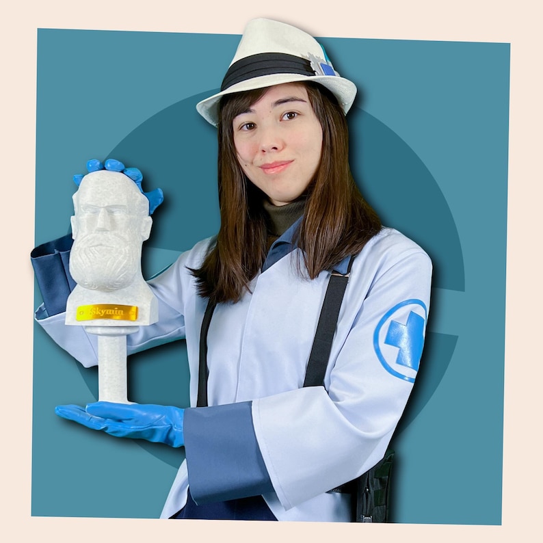 Solemn Vow Bust: 3D Printed Medic Replica Cosplay Prop (team Fortress 2 ...