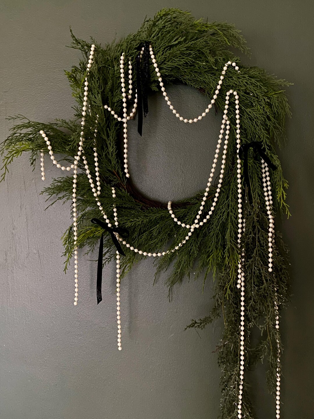 Elegant Pearl-embellished Holiday Wreath - Etsy