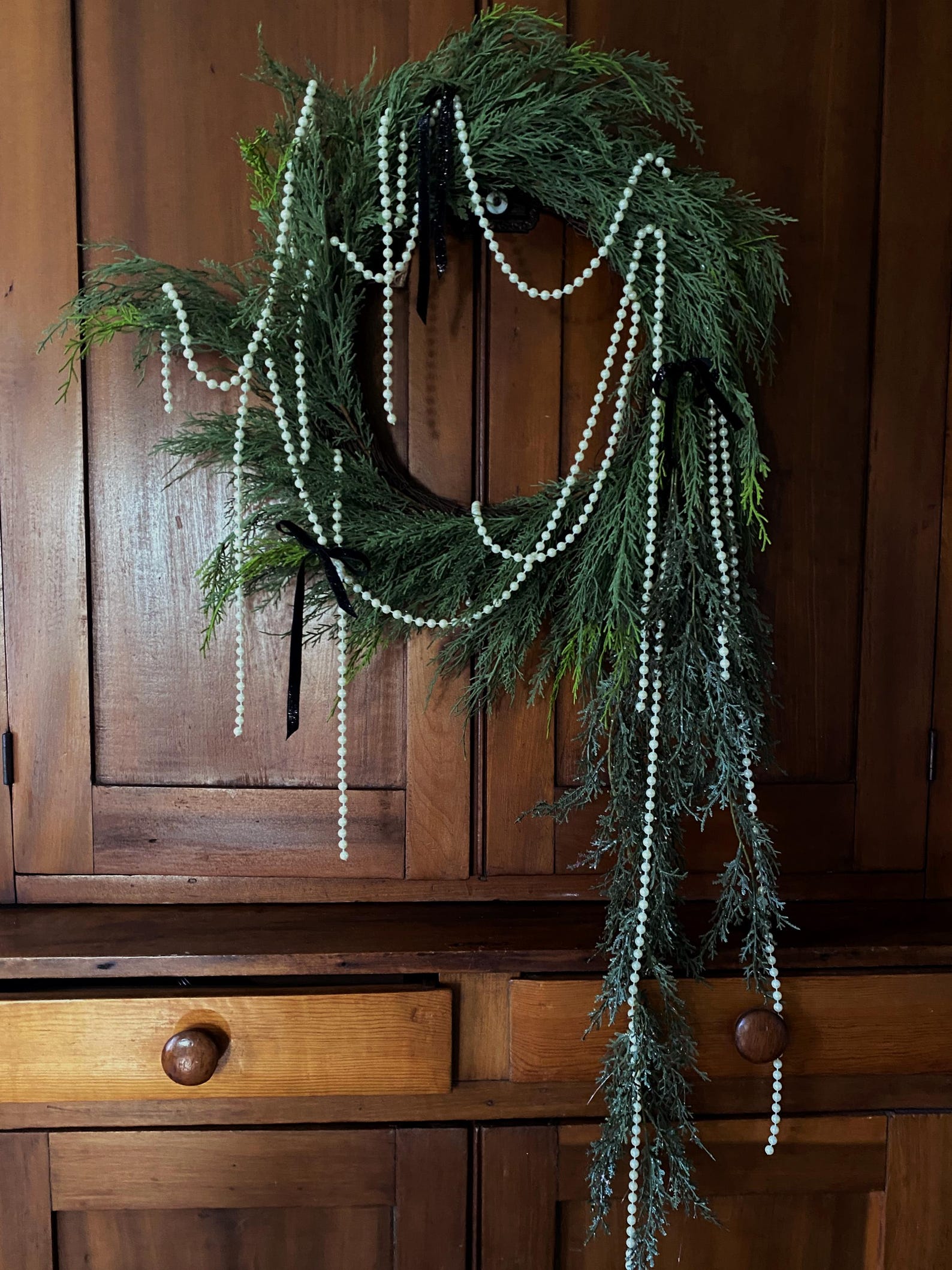 Elegant Pearl-embellished Holiday Wreath - Etsy