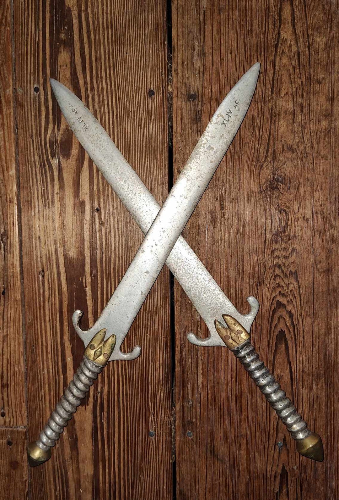Vintage Pair of Short Swords - Etsy
