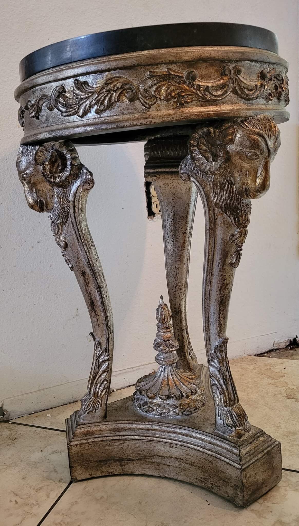 Georgous Round Table With Rams Head Detail - Etsy