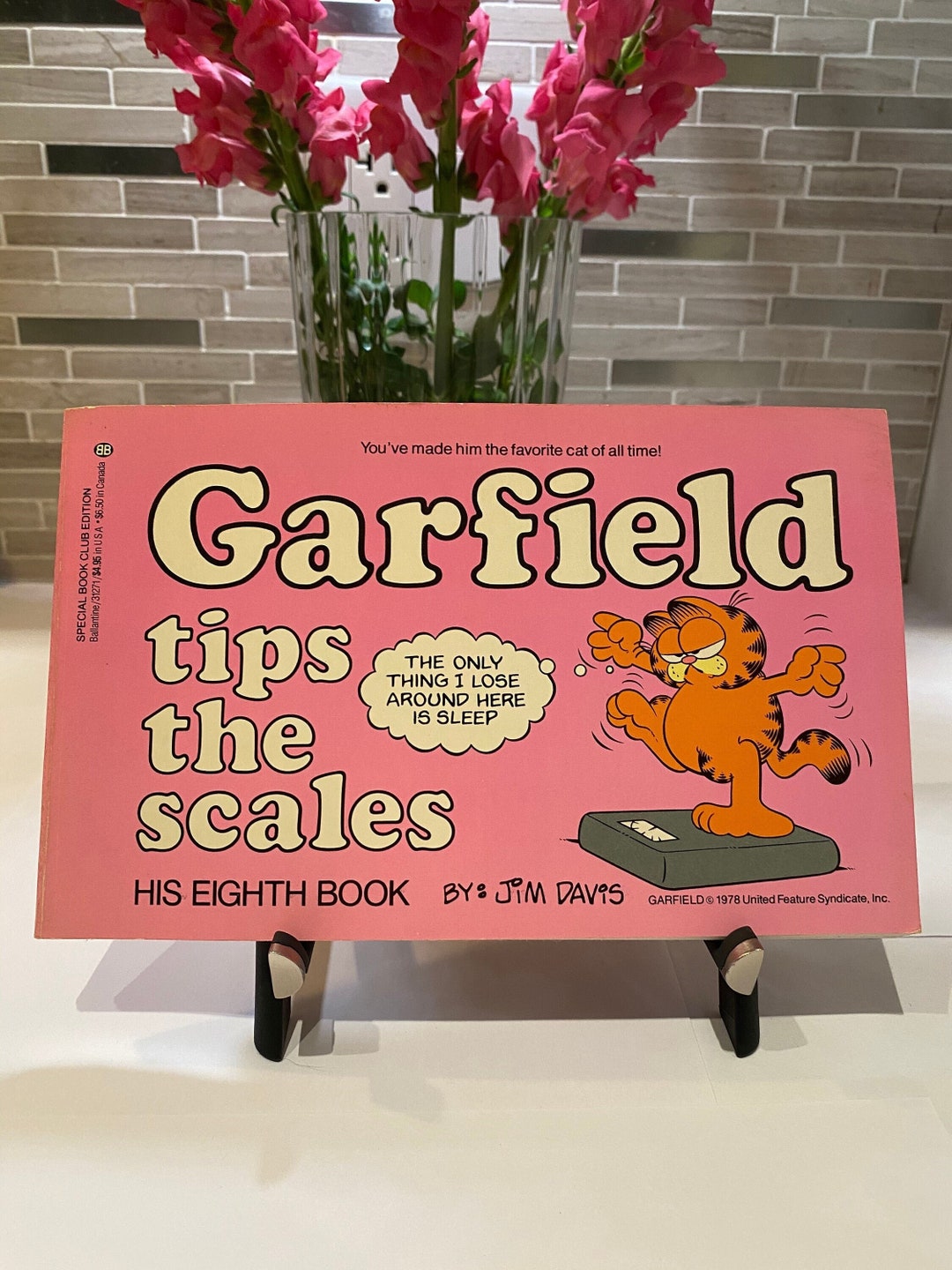 VINTAGE - Garfield Tips the Scales (8th Book - First Edition) by Jim ...