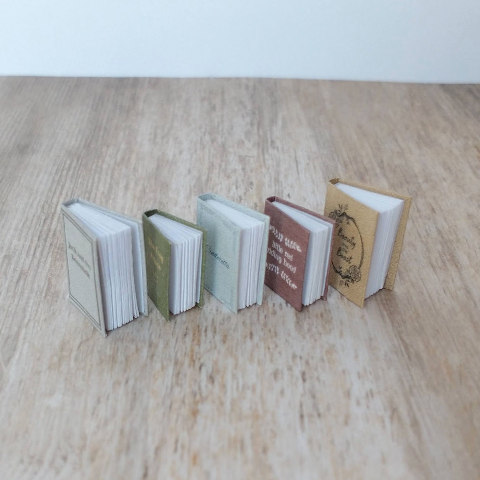 1:12 Scale Miniature Books Set of 5 Dollhouse Fairy-tale - Etsy