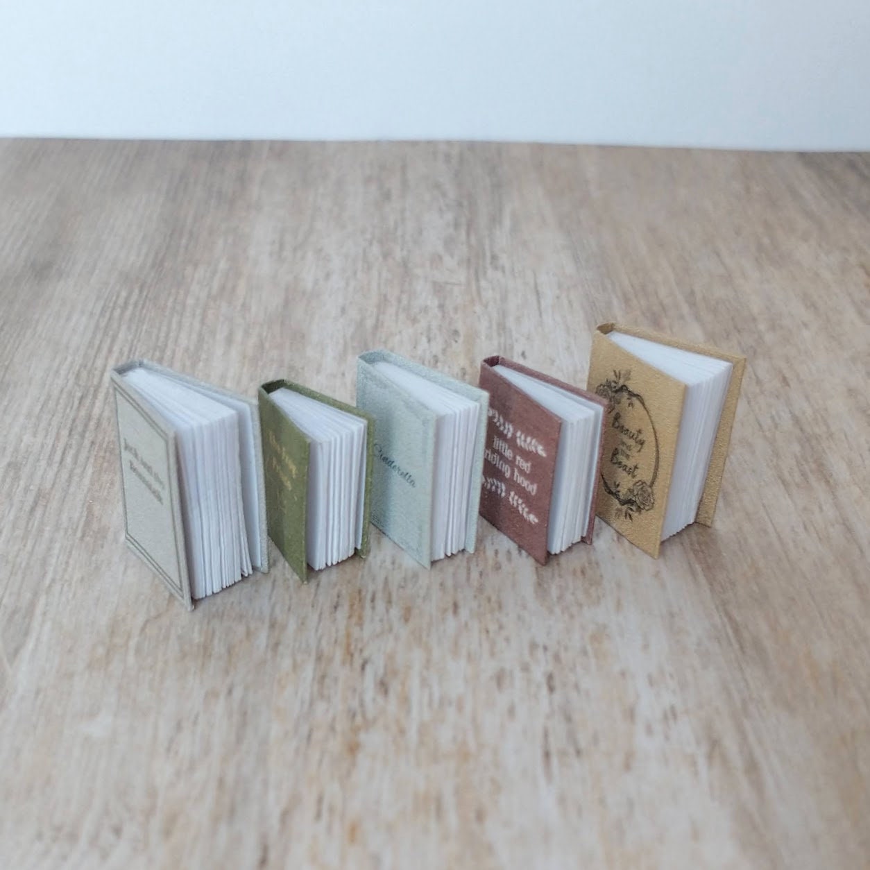 1:12 Scale Miniature Books Set of 5 Dollhouse Fairy-tale - Etsy