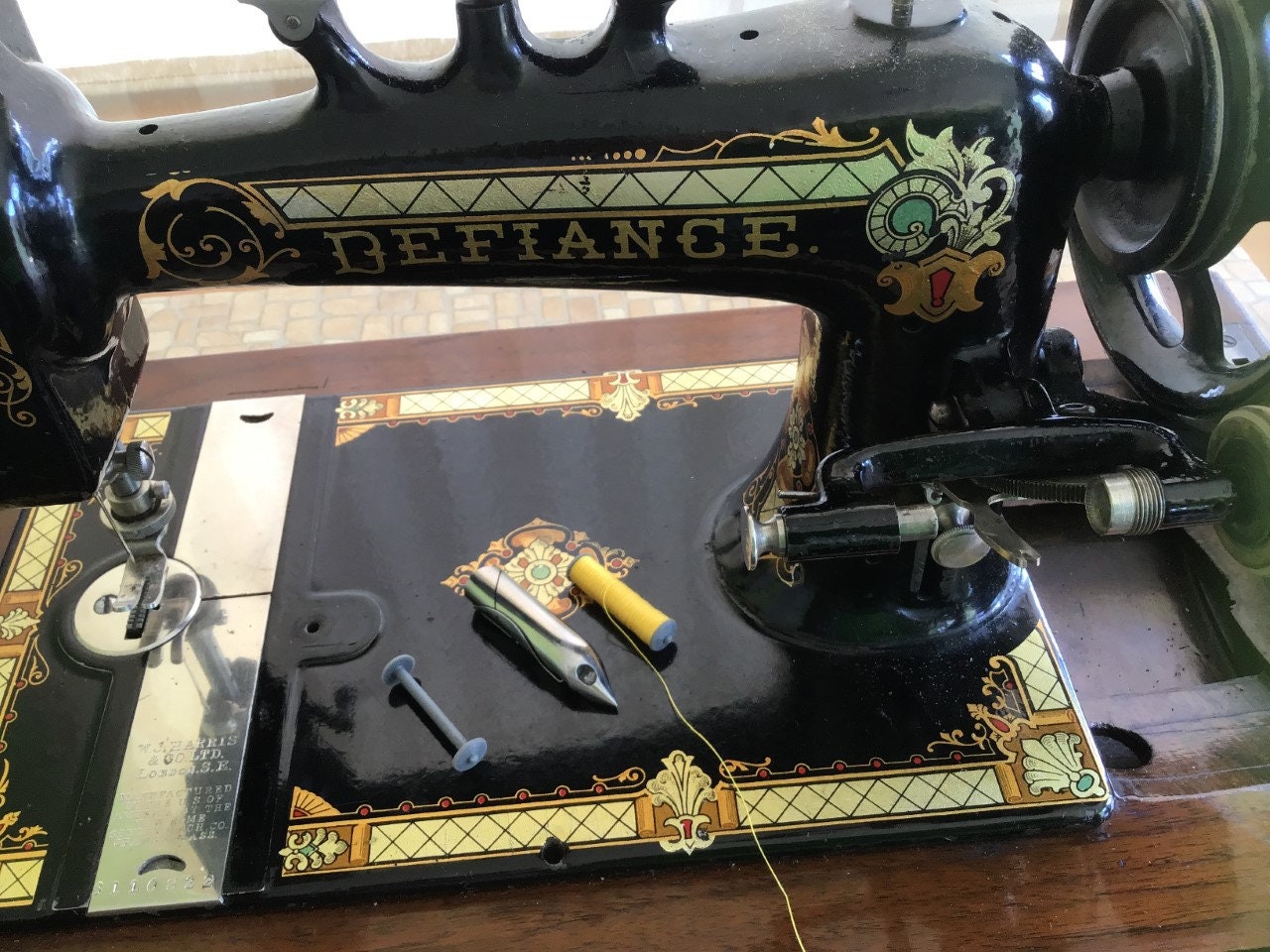 5 X Sewing Machine Bobbins for Vintage Harris, Defiance & New Home ...