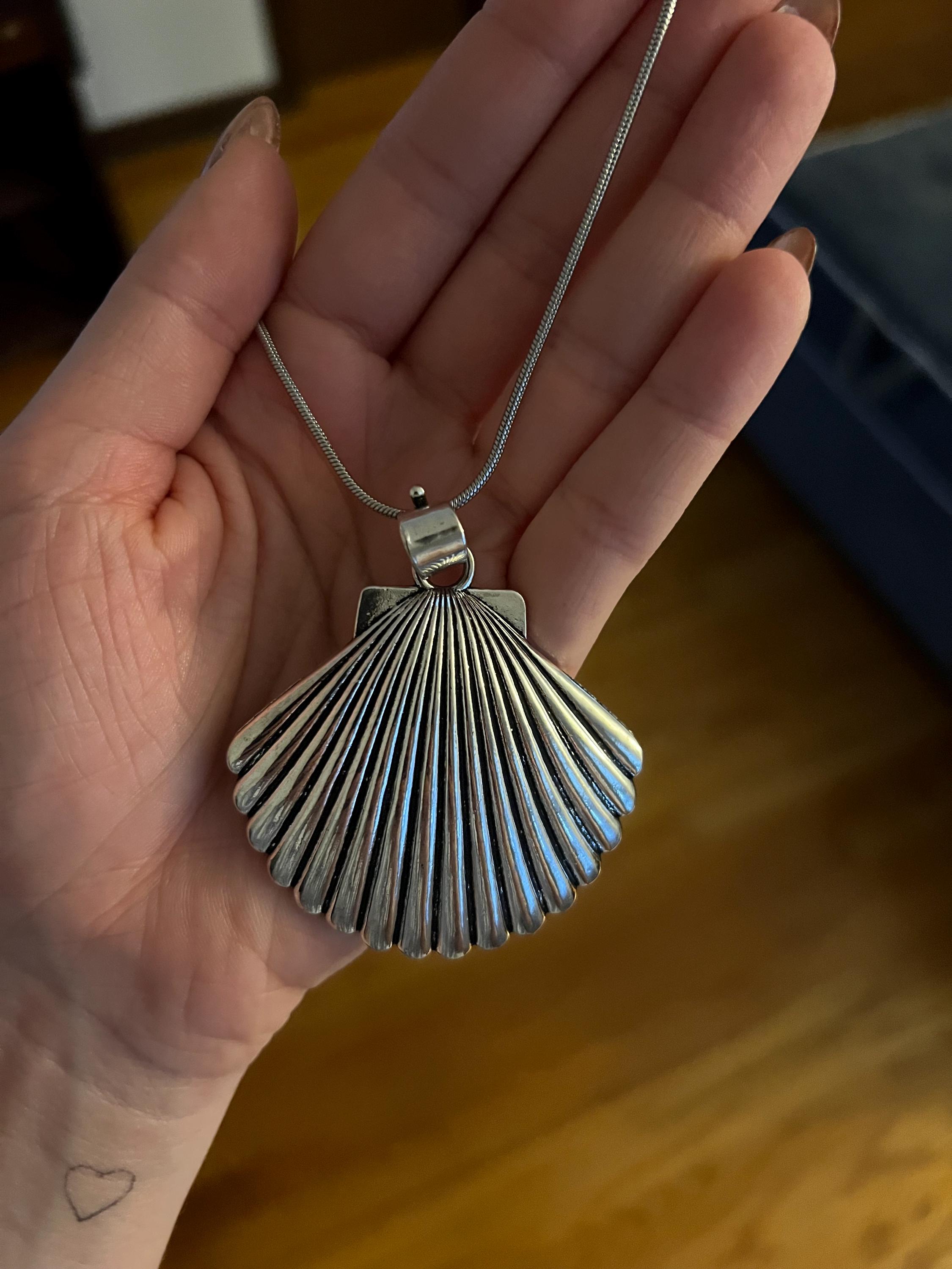 Antique Large Shell Pendant Necklace Silver - Etsy