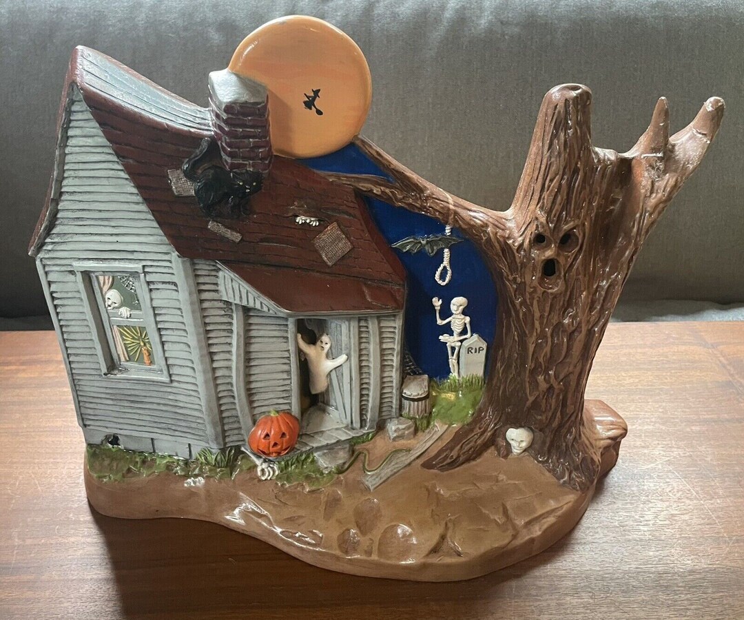 Vintage 1970s Kimple Mold Handpainted 3D Halloween Haunted - Etsy