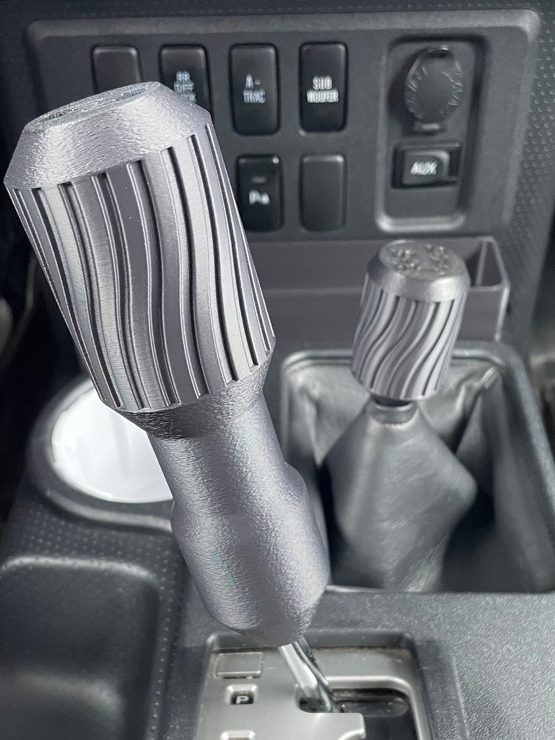 Toyota FJ Cruiser Curved Style Shift Knob Matte Black 2007-2014 M8x1.25 ...