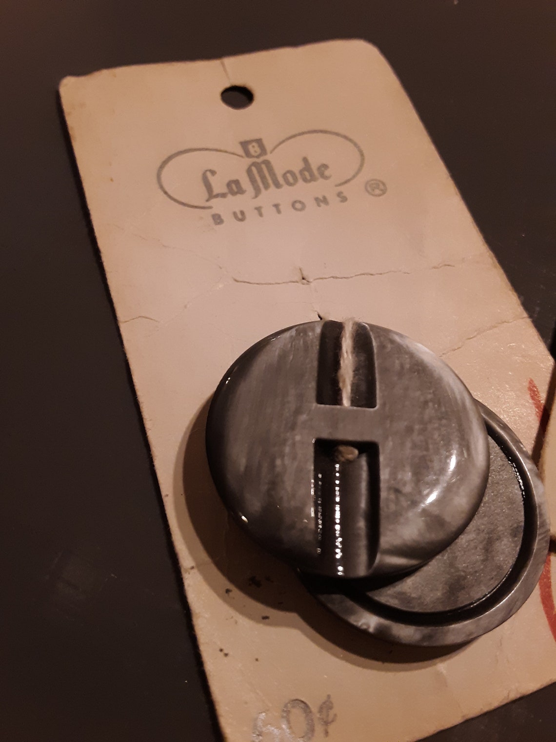 3 Cards Vintage La Mode Buttons, Round Buttons 1 1/8 Inch, Color ...