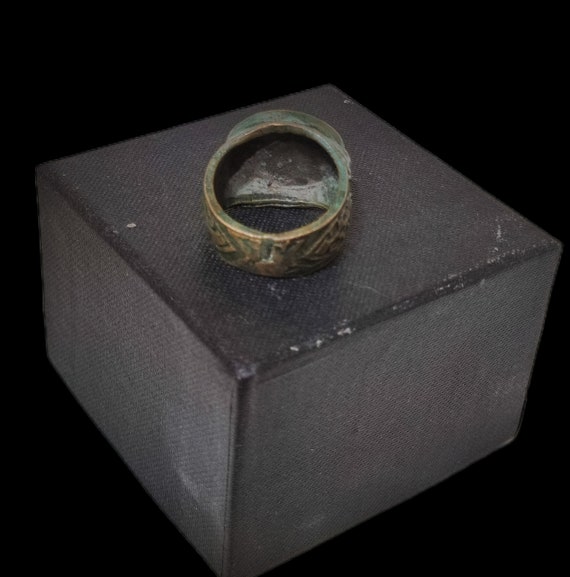 Antique Bronze Rome Empire Signet seal Horse Ring - Gem