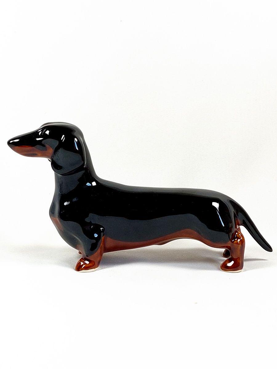 Figurine: the Dachshund Dog - Etsy