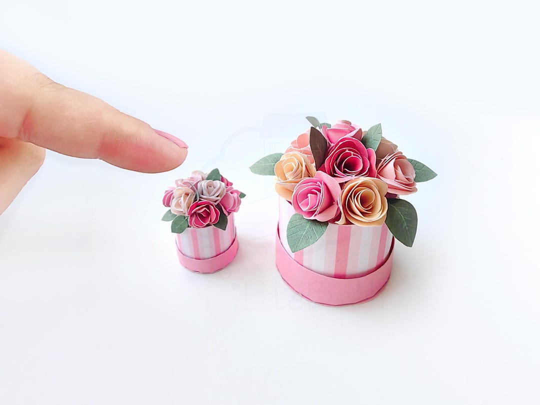 Printable Miniature Pink Roses in Gift Box: 1/6 & 1/12 Scale Dollhouse ...