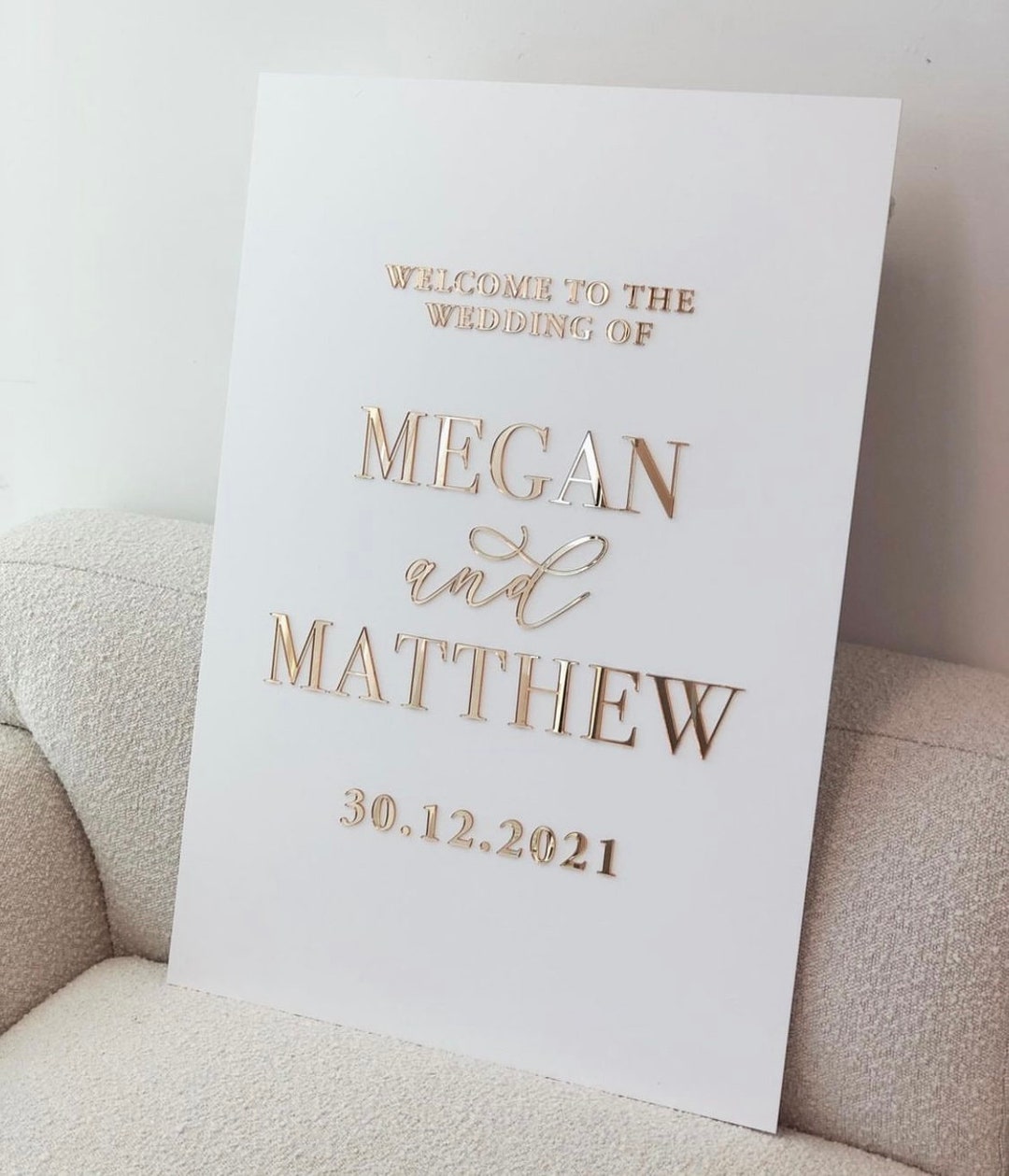 White Acrylic Wedding Sign With 3D Gold Mirror Names Wedding Signage ...