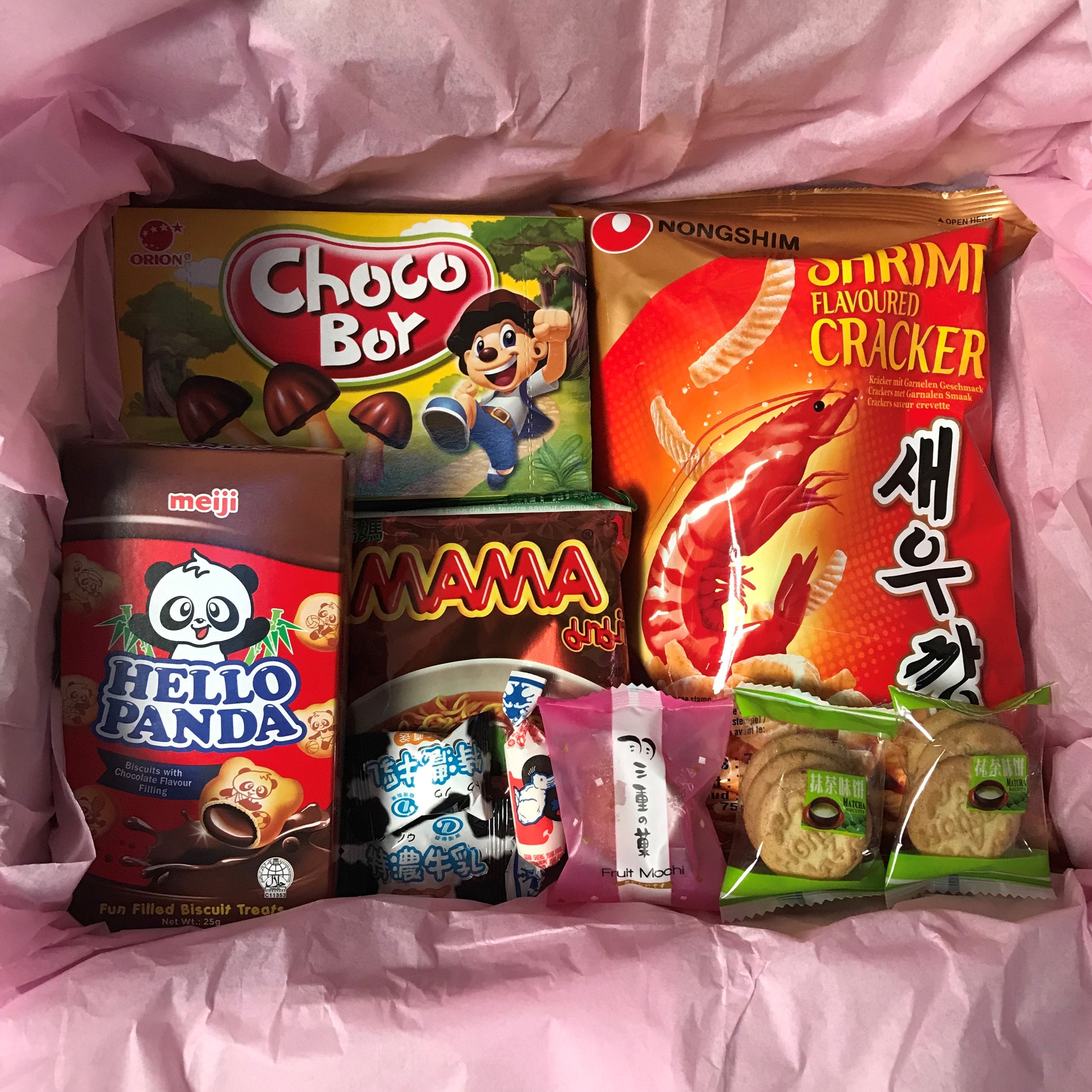 Asian Snack Box Luxury Kawaii Chinese and Japanese Food Selection Sweet ...