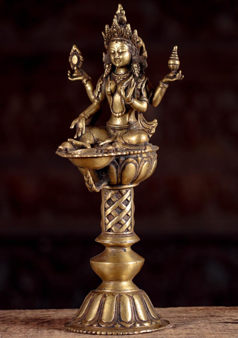Lakshmi Oil Lamp panas/diya 11 Nepalese Brass Deepam With Lotus Base ...