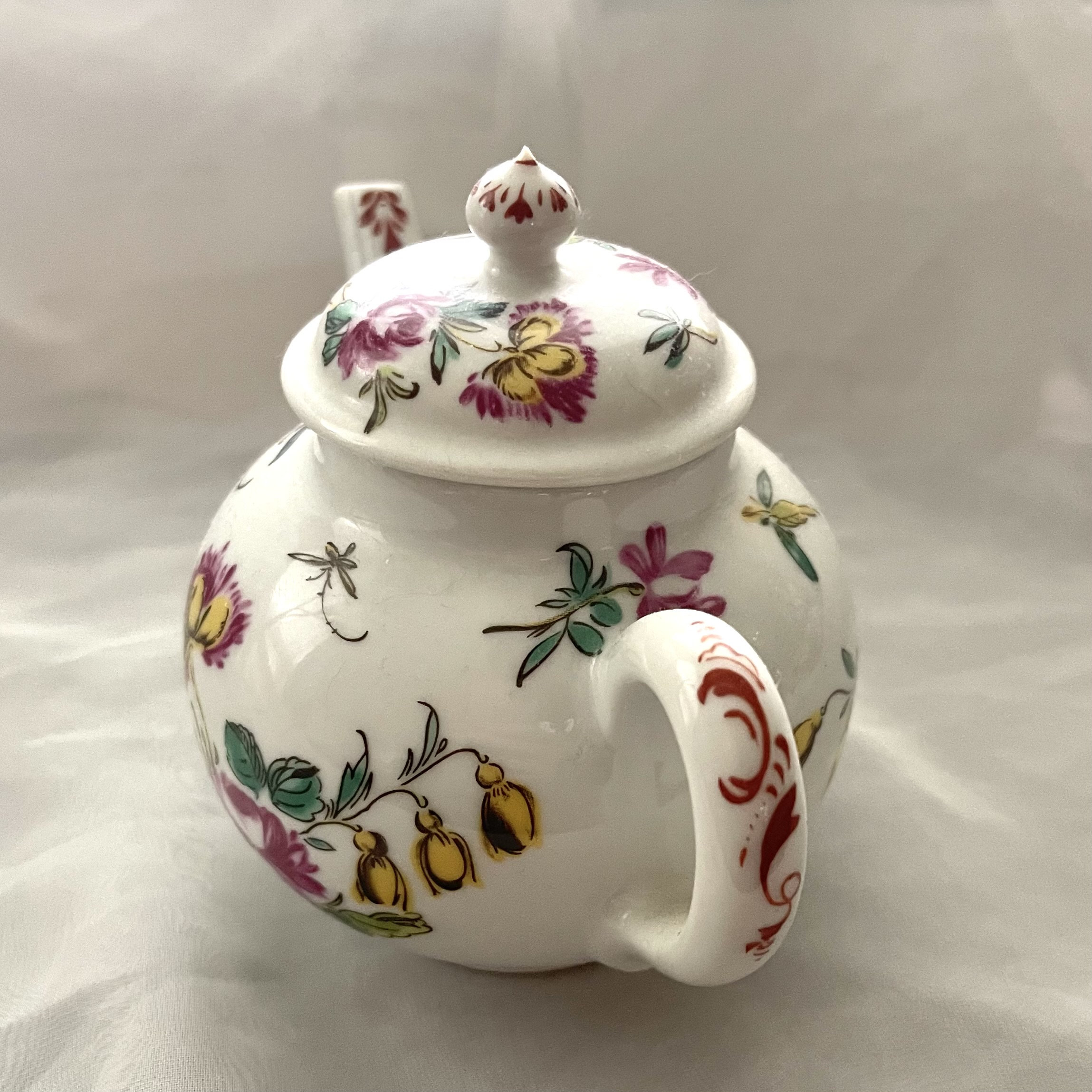 Classic bowvictoria and Albert Museum Fine Bone China Pot - Etsy