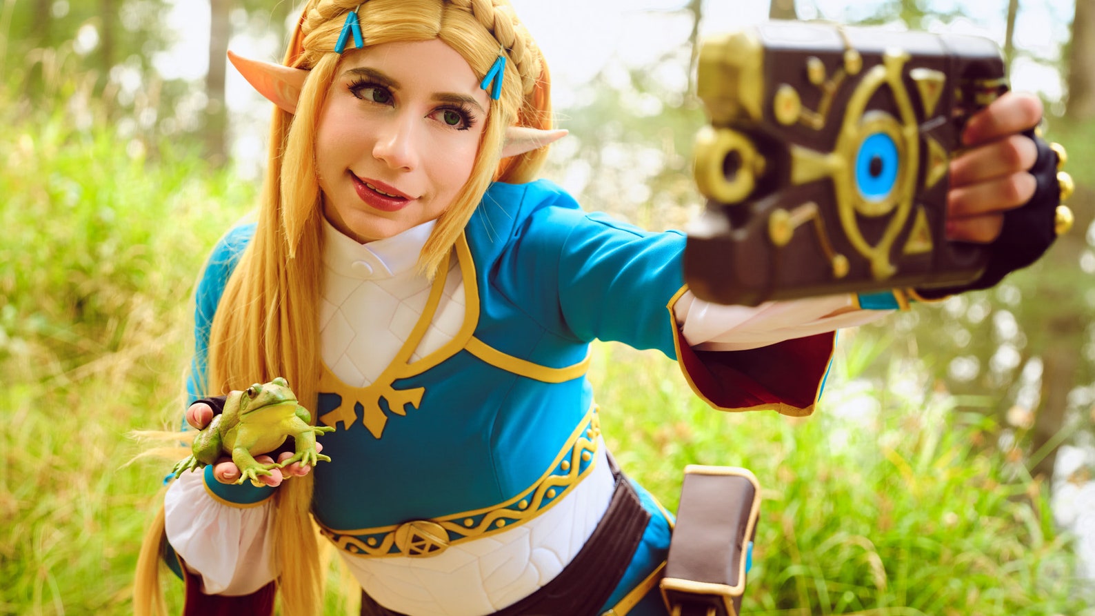 Sheikah Slate Replica 3d Printed and Painted / the Legend of Zelda ...