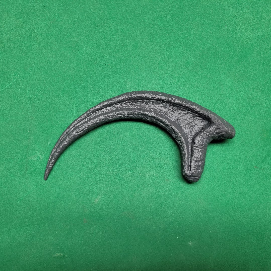 Raptor Claw Resin Model 1:1 by Marco Makes - Etsy