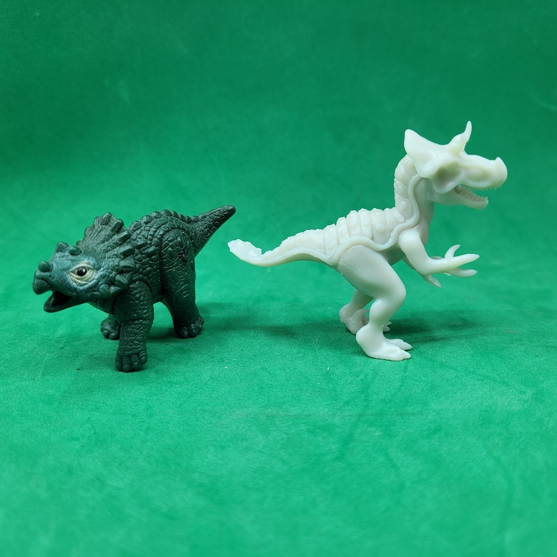 Ultimasaurus Toy - Etsy