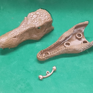 Spinosaurus Toy Replacement Head by Marco Makes - Etsy
