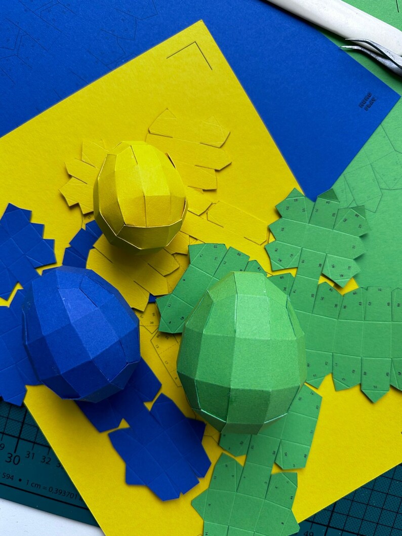 Origami Eggcellent in 3 Sizes - 3D Paper Model - DIY Craft Kit for ...