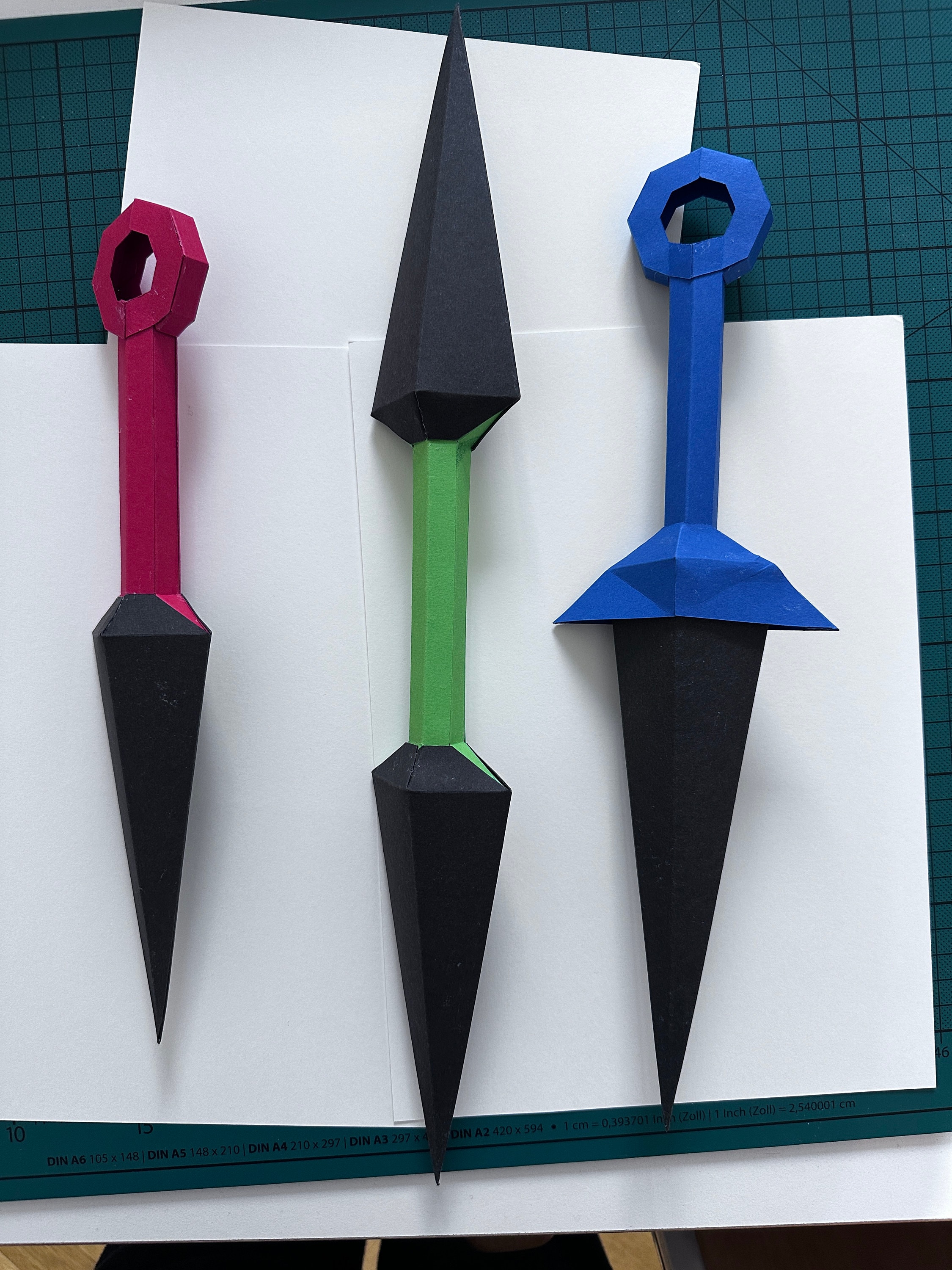 Ninja Sword (kunai) 3D Paper Model - DIY Craft Kit - Perfect Christmas ...