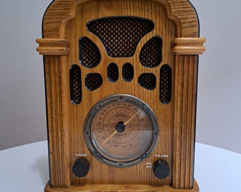 Vintage Classic Collector's Edition Cathedral AM/FM Radio - Etsy