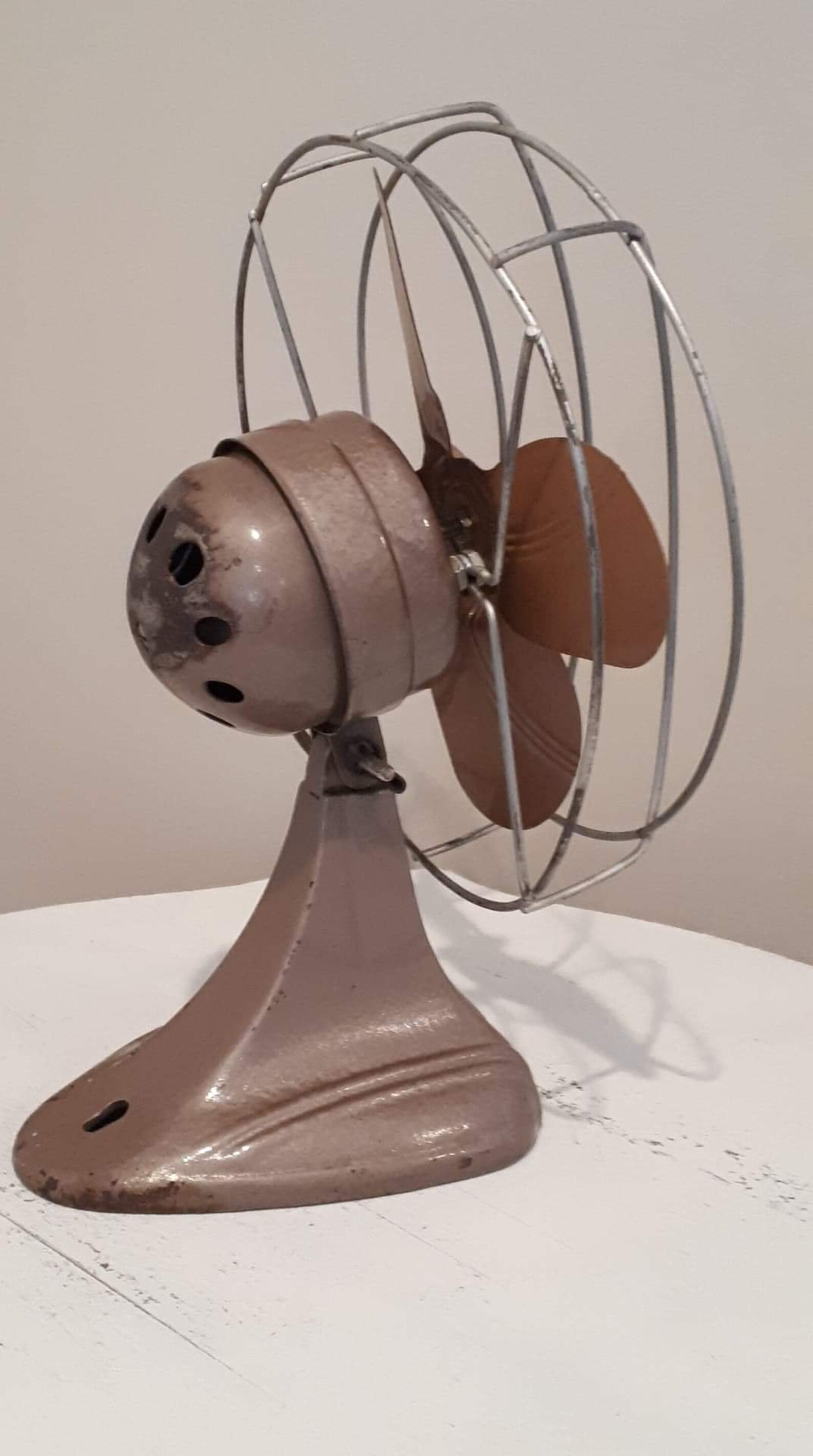 Vintage Electric Desktop Fan - Etsy Canada
