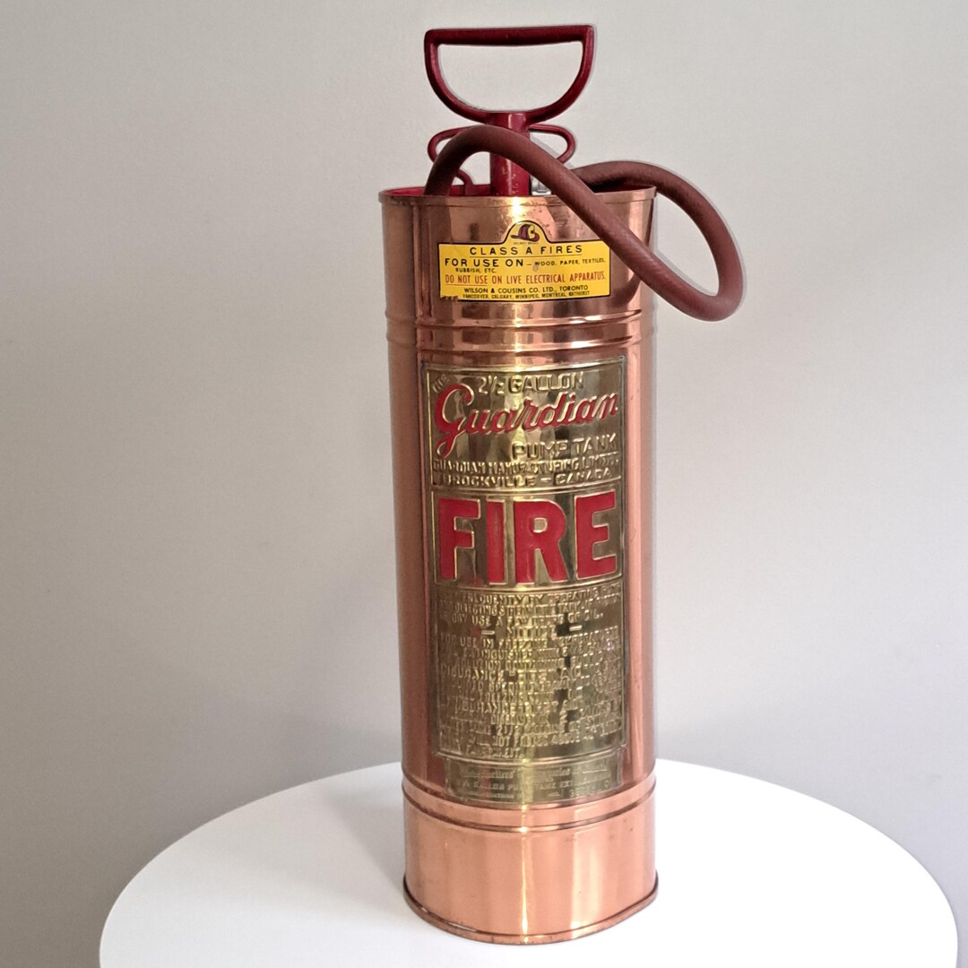 Vintage Guardian 2.5 Gallon Pump Tank Fire Extinguisher - Etsy
