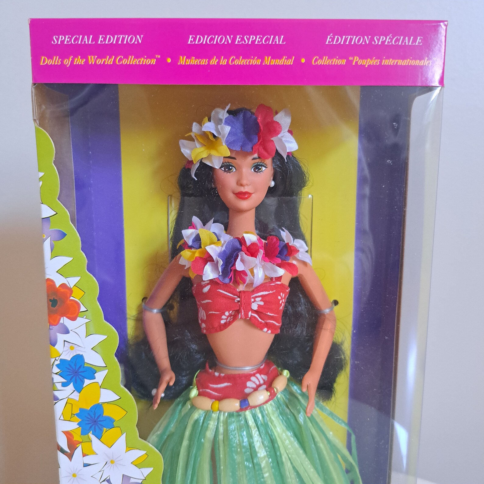 Vintage 1994 Polynesian Barbie Dolls of the World Polynesian Barbie ...
