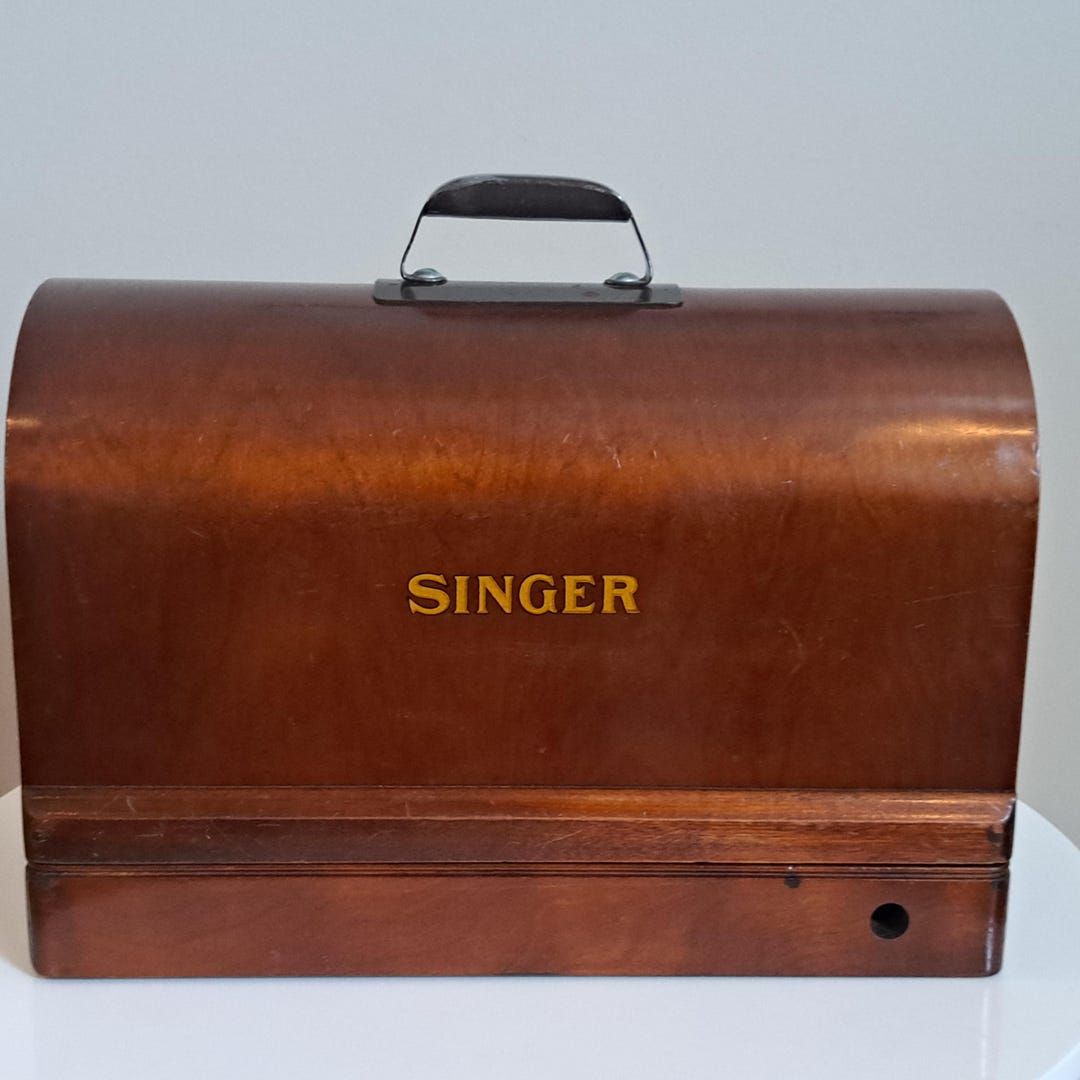 Vintage Singer Bentwood Box for Model 28/128 WITH Key - Etsy