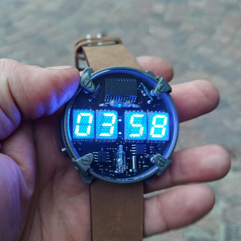Métro 2033 Watch - Etsy