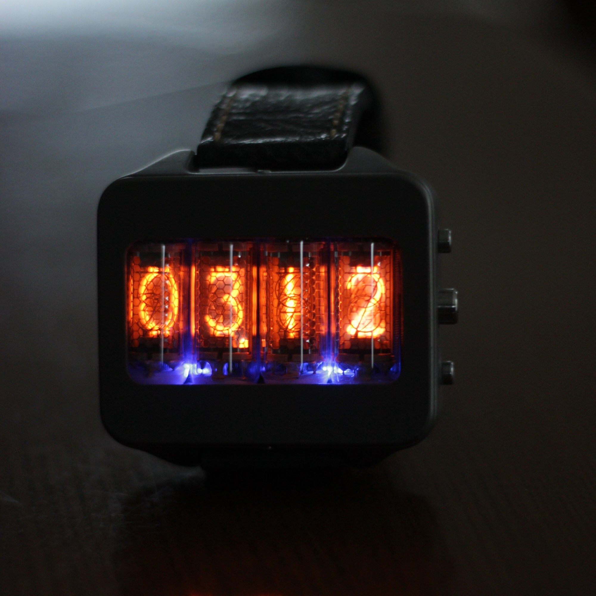 Nixie Watch, Titanium Watch, Self Made, Accelerometer, Made in Italy - Etsy