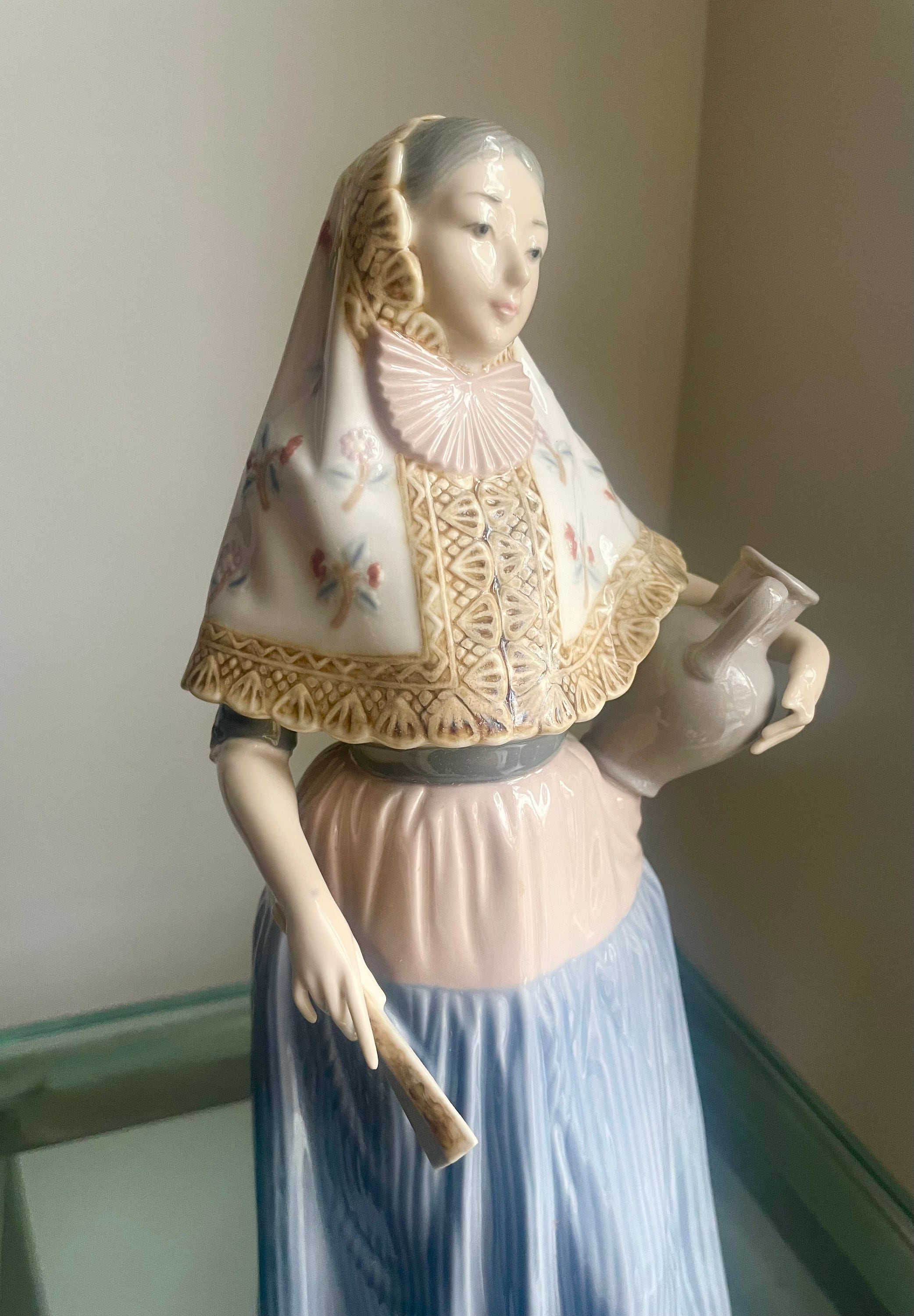 Lladro Lady From Majorca No 5240 Designed by Vincente Martinez - Etsy