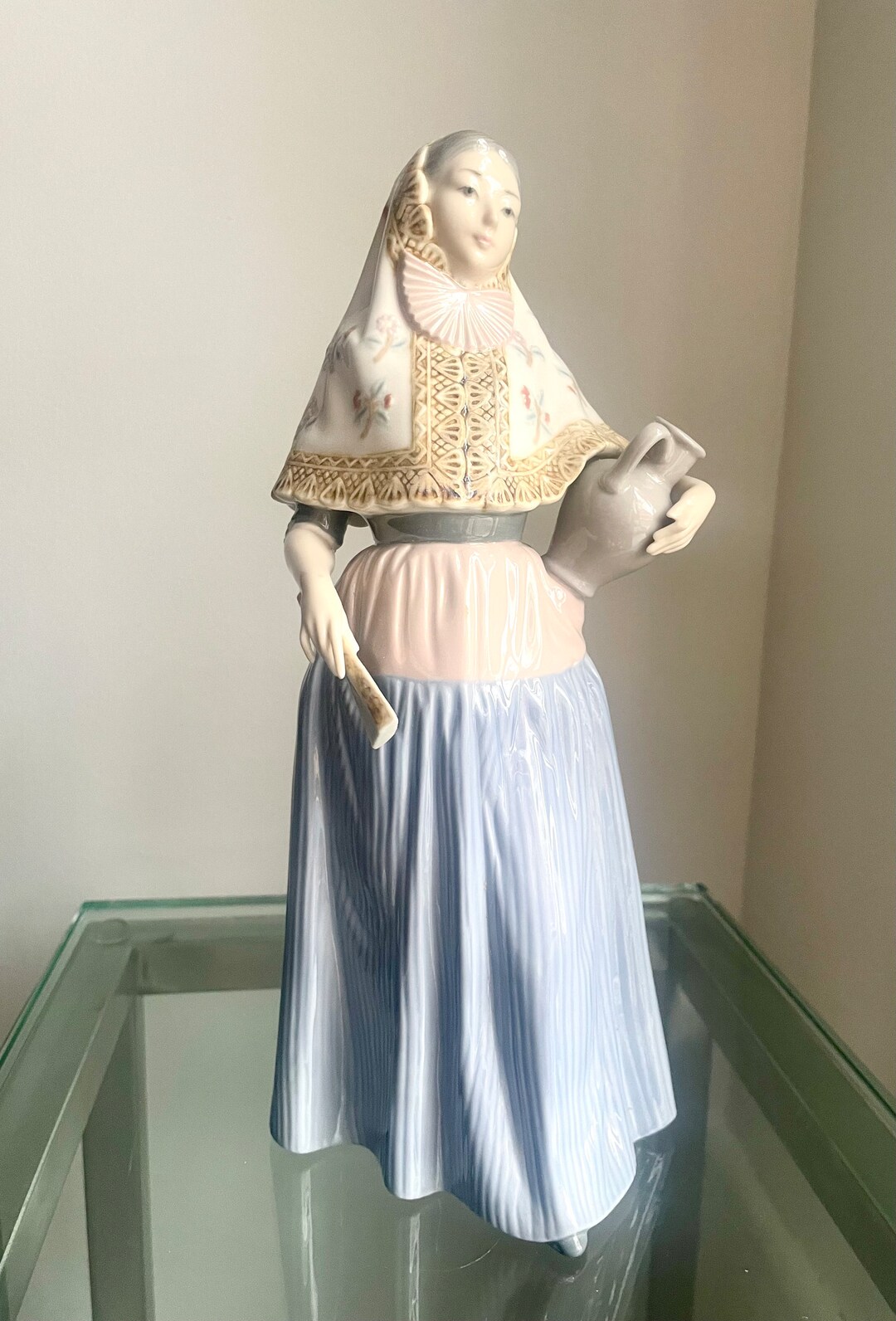 Lladro Lady From Majorca No 5240 Designed by Vincente Martinez - Etsy