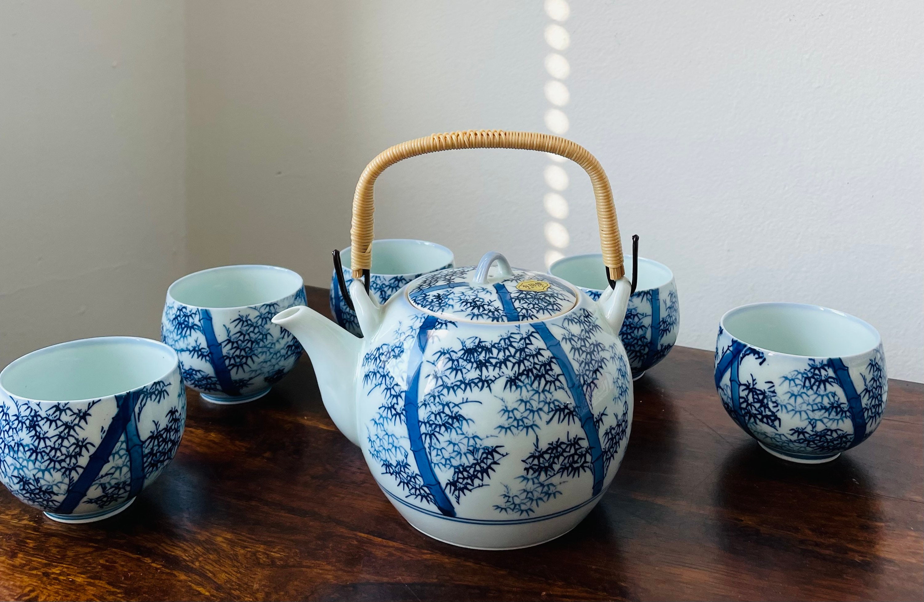 Japanese Arita Porcelain Tea Set 5 Teacups Tea Pot With Original Wooden ...