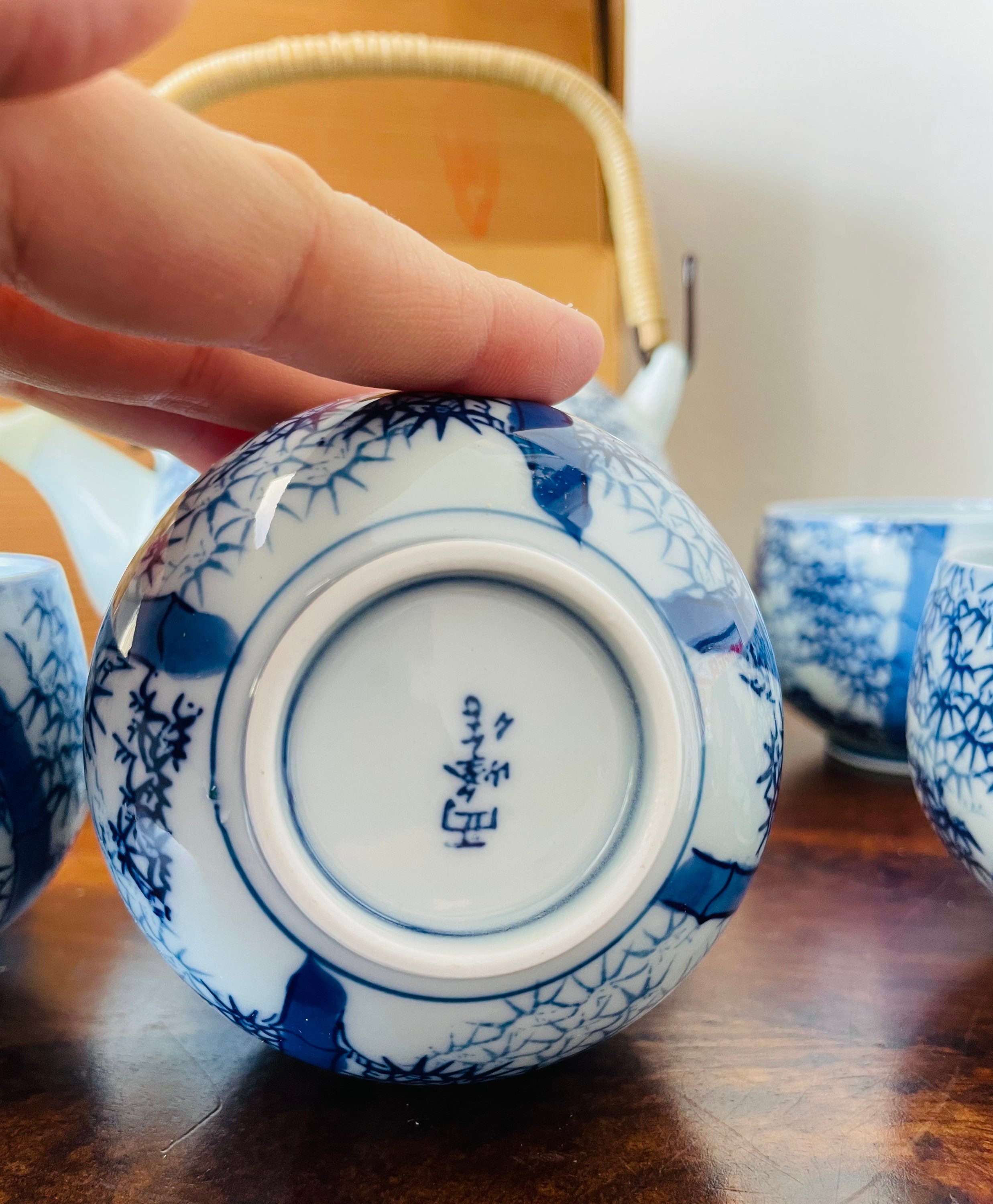 Japanese Arita Porcelain Tea Set 5 Teacups Tea Pot With Original Wooden ...