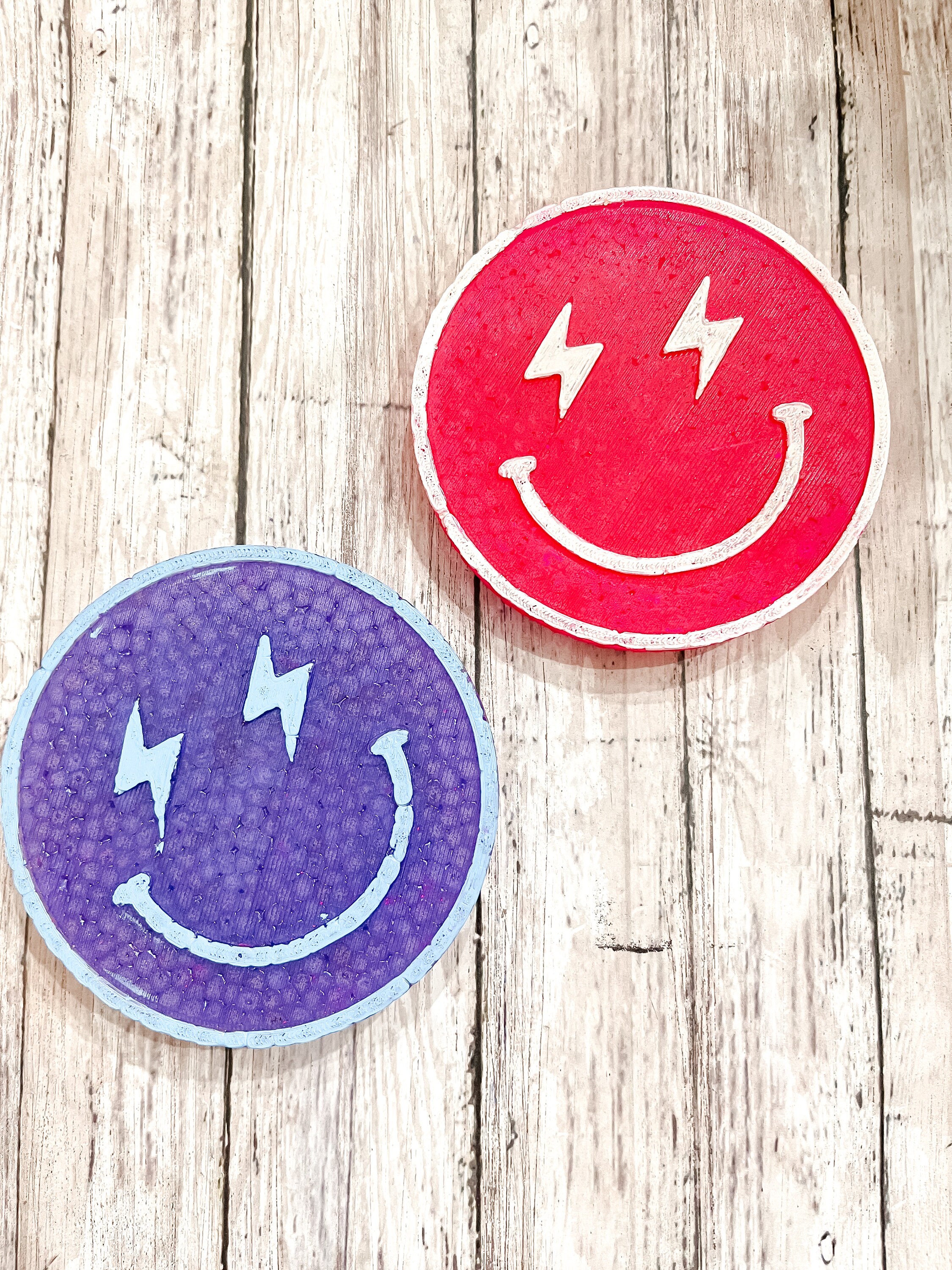 Smiley Face W Lightning Bolt Eyes Freshie - Etsy
