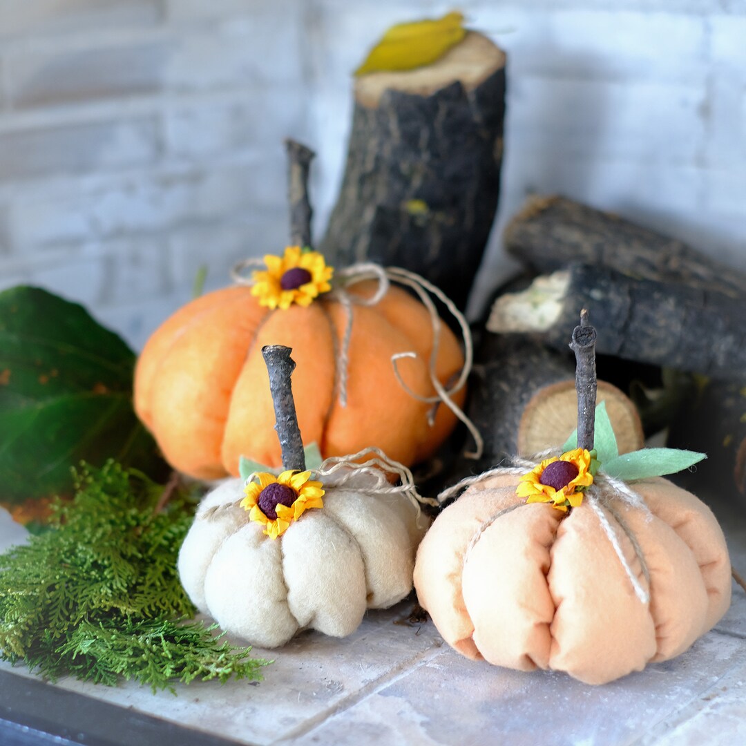 Felt Pumpkins Table Centerpiece, Set of 3, Thanksgiving Table Decor ...