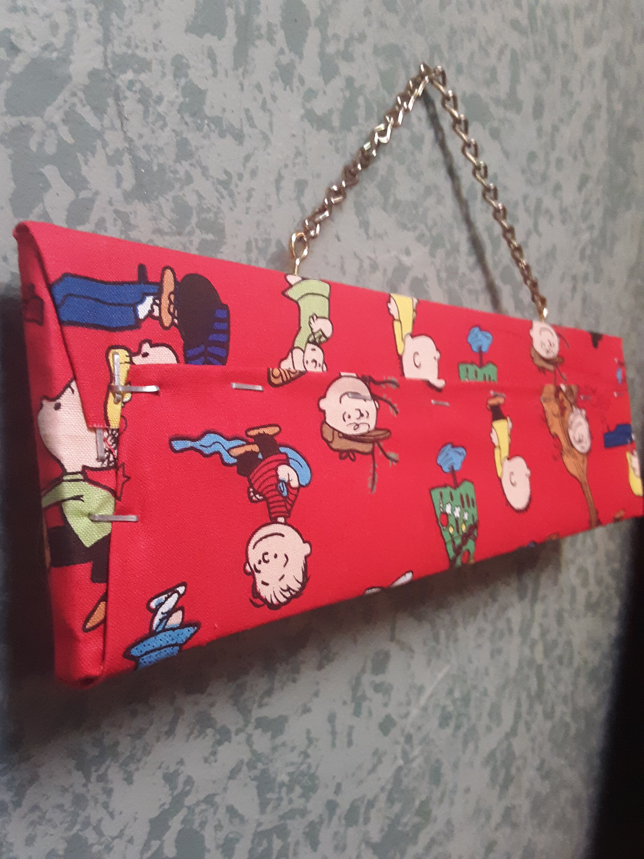 Peanuts Key Hanger, Charlie Brown Key Holder, Snoopy Wall Decor - Etsy