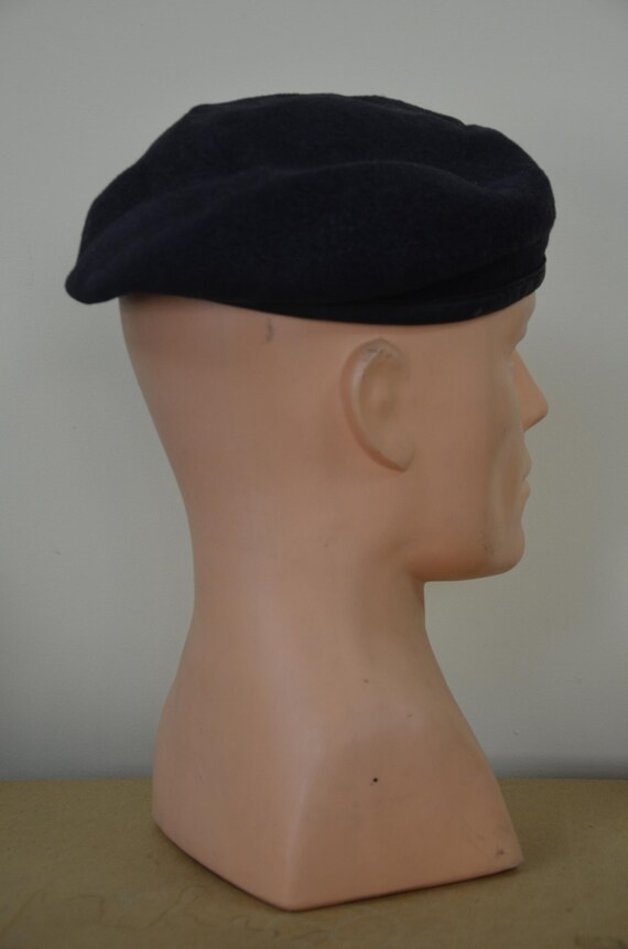 Original beret from British Army resources with a Roy… - Gem
