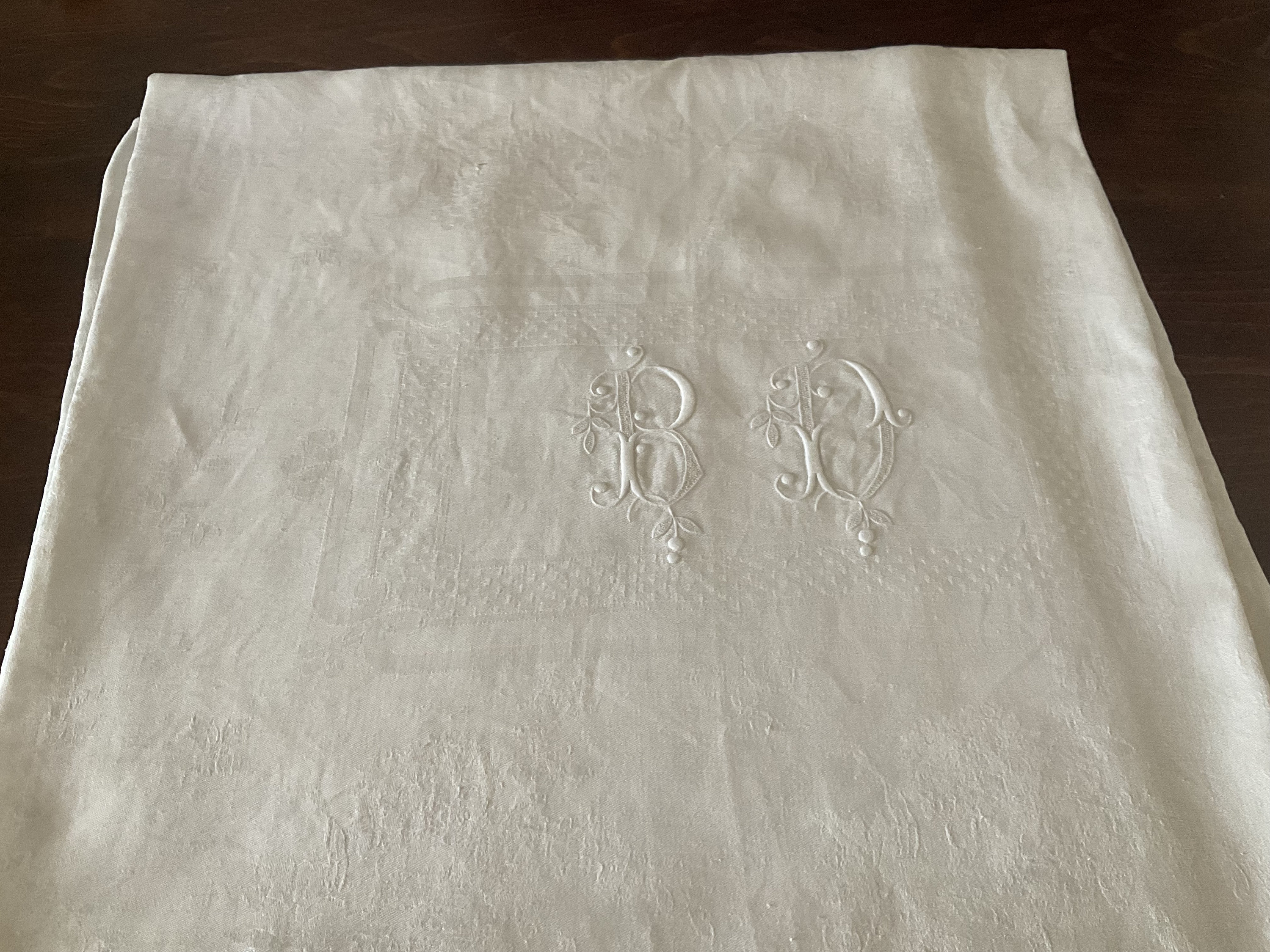 Vintage French Cotton Damask Monogrammed Tablecloth Beautiful ...